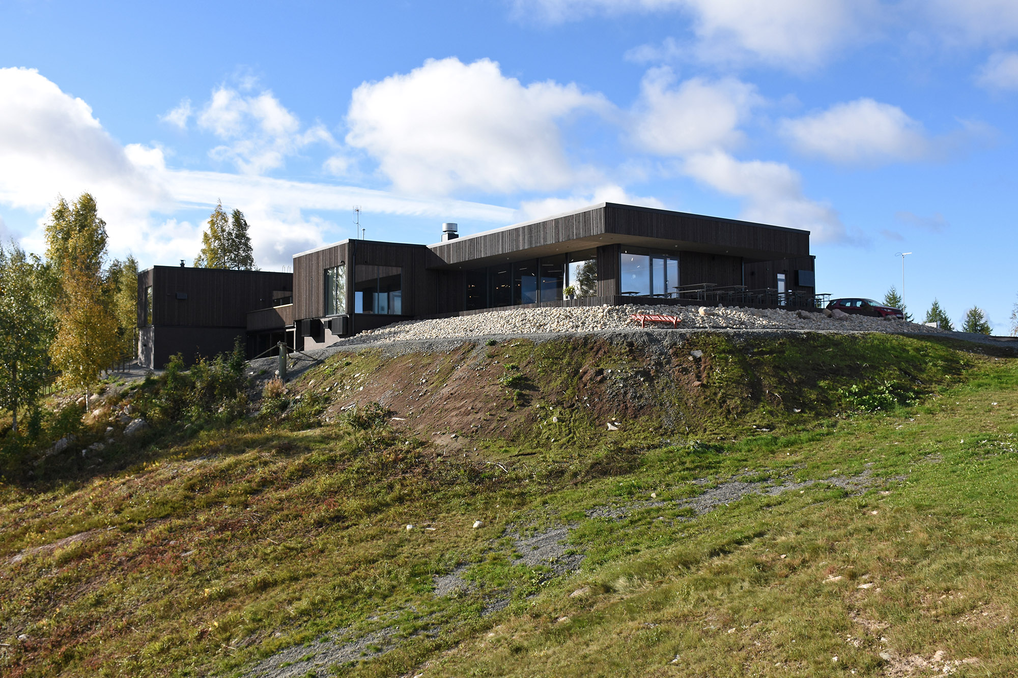 Tahkon Panorama Landscape Hotel – luksusta vaaran huipulla – Ajatusmatkalla
